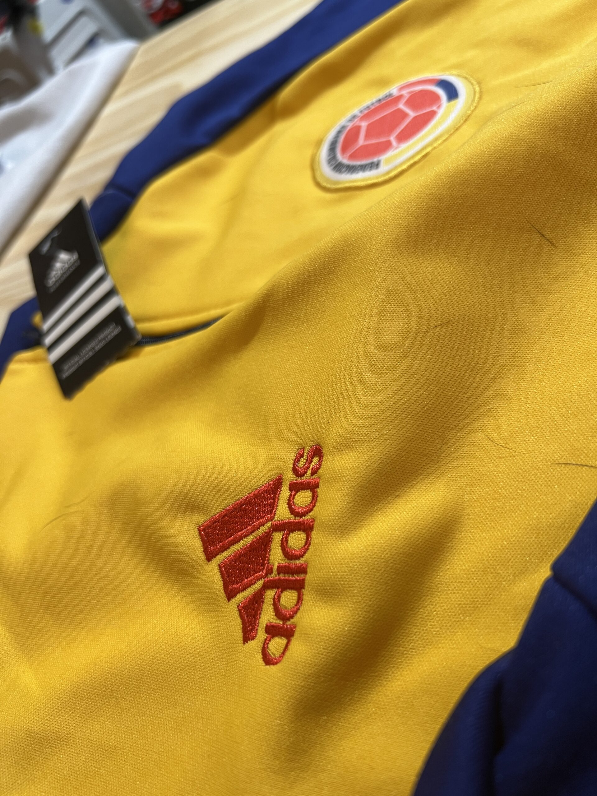 Buzo Seleccion Colombia 2021 – Empilchame